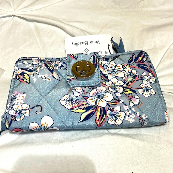 Vera Bradley | Bags | Vera Bradley Turnkey Wallet Nwt | Poshmark